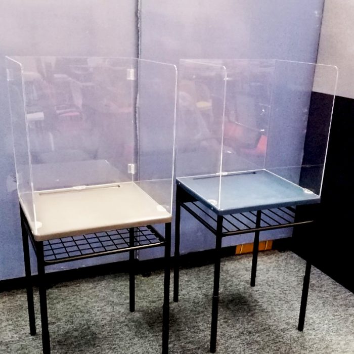 School Desks & Tables - Tiong Hin Light Furniture Industries Pte. Ltd.