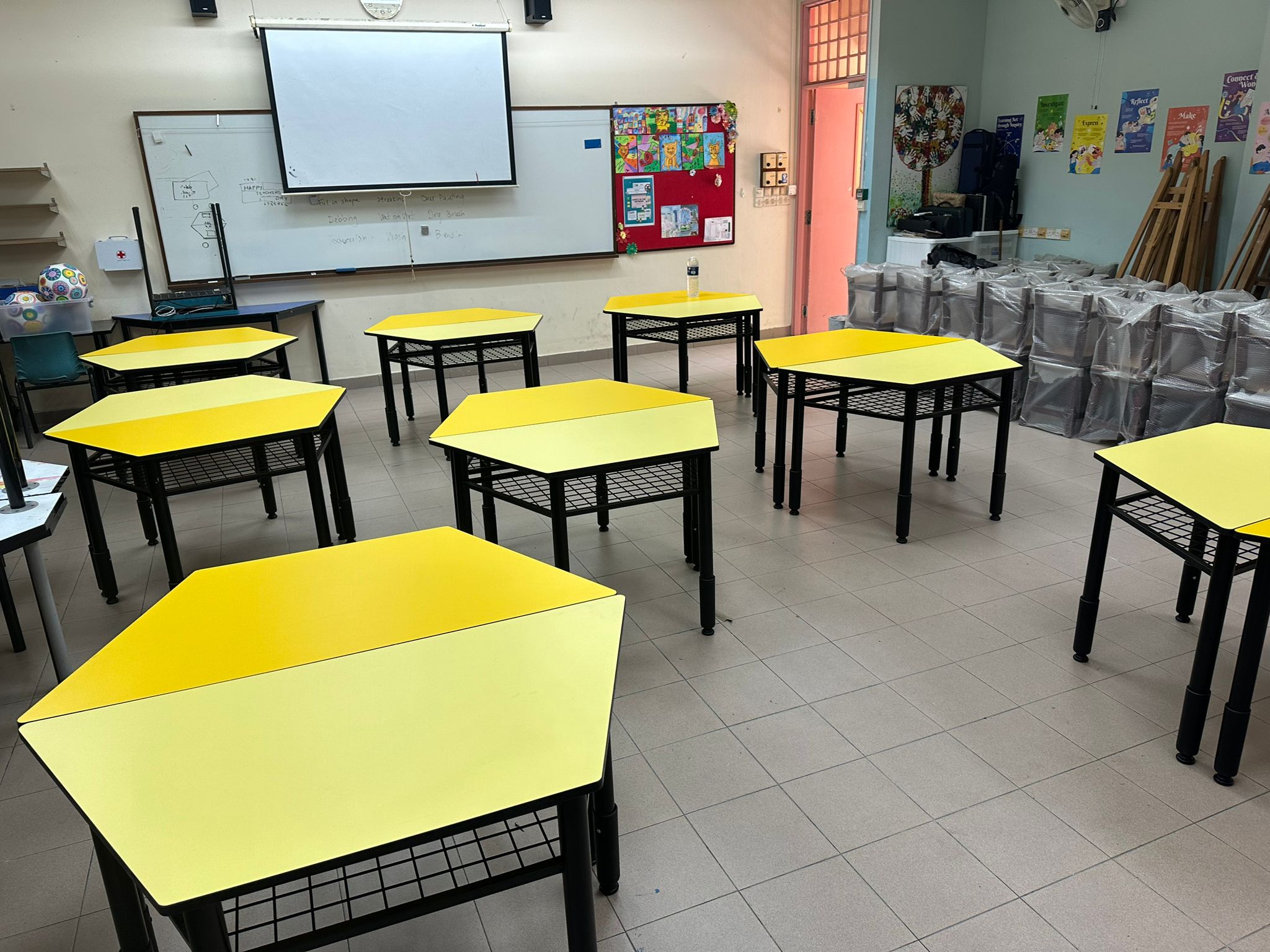 Tiong Hin Provide the Best School furniture in Singapore